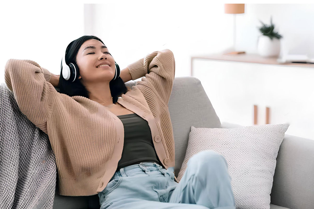 The Power Of Mindfulness: How To Incorporate It Into Your Life - BookBits